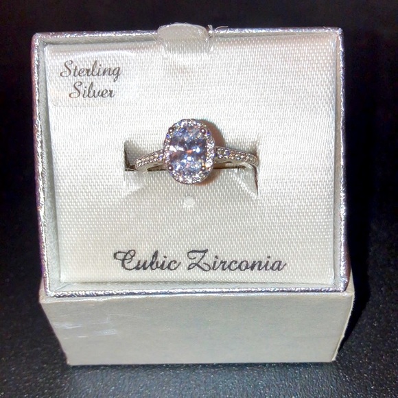 Kohl's | Jewelry | Sterling Silver Cubic Zirconia Ring Size 65 Fine ...